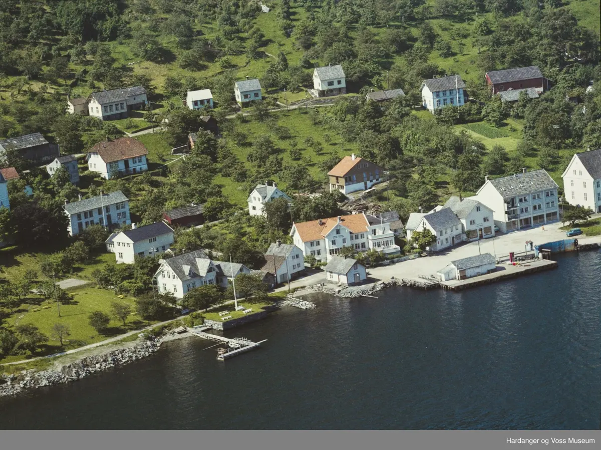 Flyfoto, Utne, Utne hotel - Hardanger og Voss Museum / DigitaltMuseum