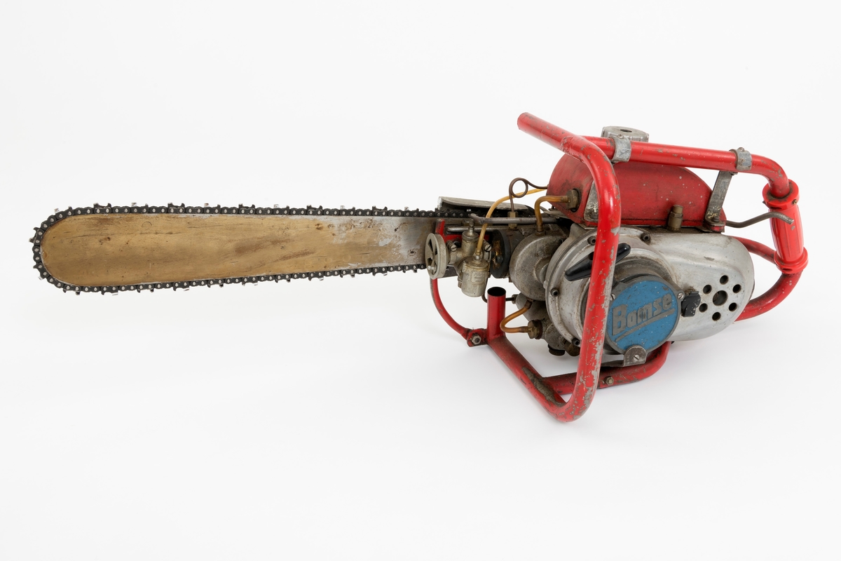 Motorsag - Anno Norsk skogmuseum / DigitaltMuseum