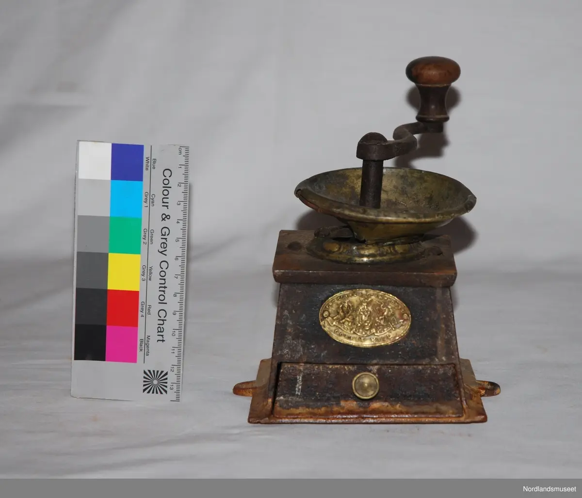 Samling Løkkegården/Metall - Nordlandsmuseet / DigitaltMuseum