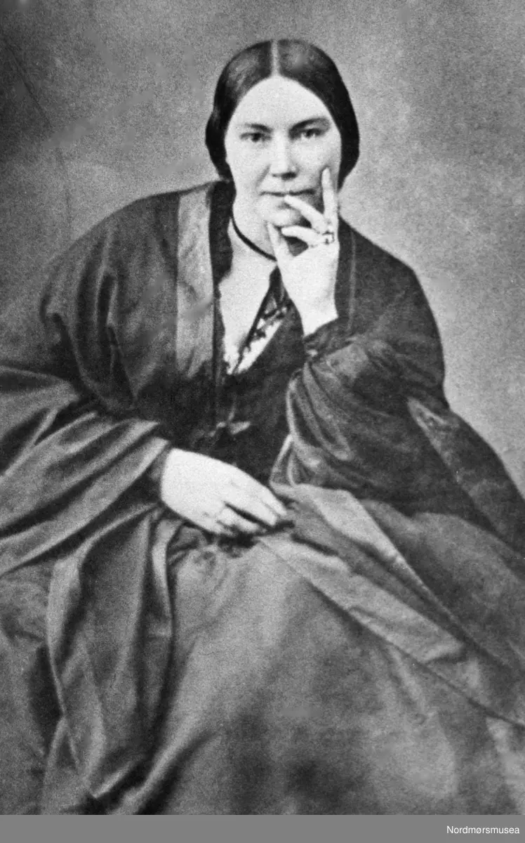 "Lady Arbuthnot." Bildet er fra avisa Tidens Krav sitt arkiv i ...